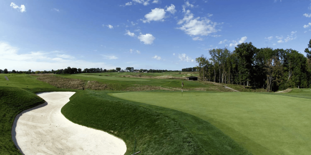 Types of Golf Courses to Master Your Swings
